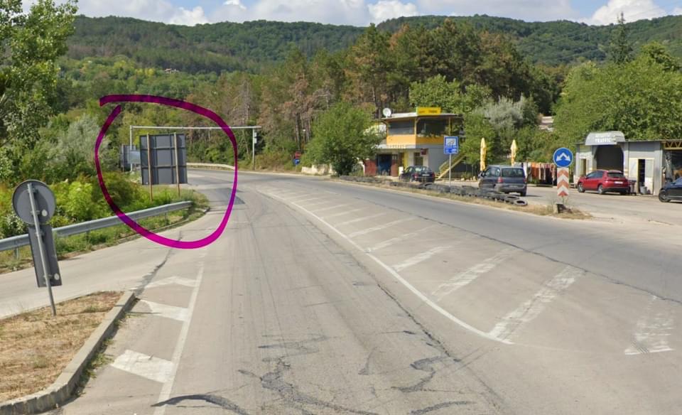 Гугъл мапс разкри важен детайл за колата на НСО с Кирил Петков